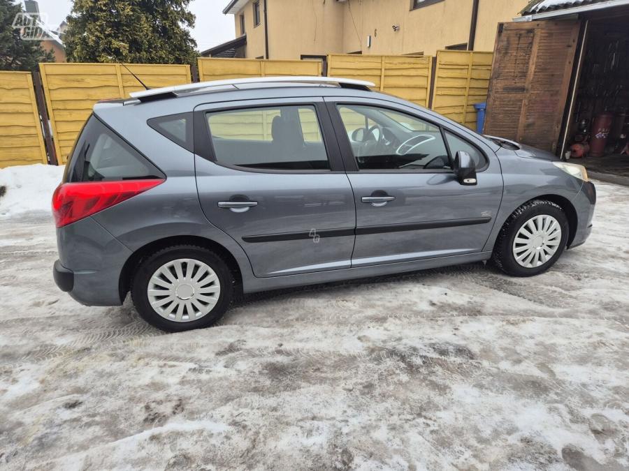Grey Peugeot 207 2011 in Marijampole, with an engine capacity of 1.40 L and mileage of 155 thousand km for 1950 €, photo 4 on AUTOMOTO.COM.LV