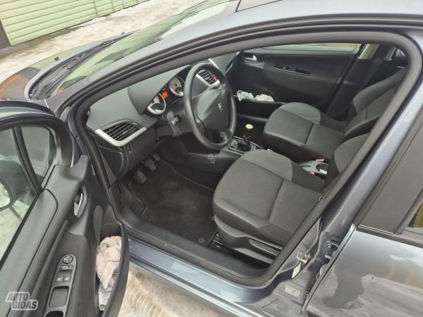 Pelēks Peugeot 207 2011 Marijampole, ar dzinēja tilpumu 1.40 L un nobraukumu 155 tūkst. km par 1950 €, foto 10 vietnē AUTOMOTO.COM.LV