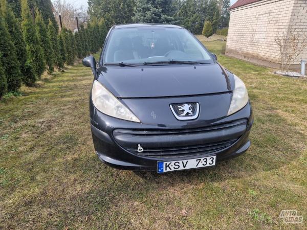 Peugeot 207 2006 in Kelme, with an engine capacity of 1.40 L and mileage of 265 thousand km for 500 €, photo 1 on AUTOMOTO.COM.LV