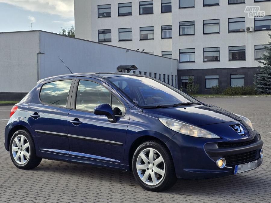 Peugeot 207 2006 in Vilnius, with an engine capacity of 1.60 L and mileage of 198 thousand km for 1250 €, photo 3 on AUTOMOTO.COM.LV