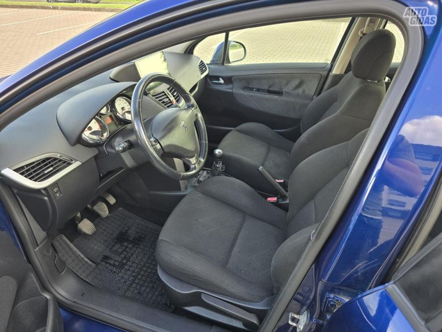 Peugeot 207 2006 in Vilnius, with an engine capacity of 1.60 L and mileage of 198 thousand km for 1250 €, photo 10 on AUTOMOTO.COM.LV