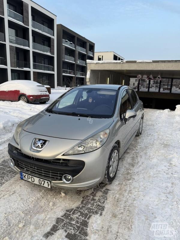 Peugeot 207 2007 in Vilnius, with an engine capacity of 1.40 L and mileage of 195 thousand km for 1200 €, photo 1 on AUTOMOTO.COM.LV