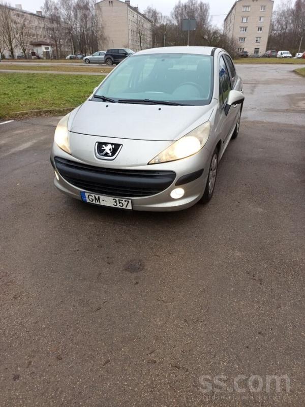 Peugeot 207 2007 Rīga, ar dzinēja tilpumu 1.40 L un nobraukumu 141 tūkst. km par 1700 €, foto 1 vietnē AUTOMOTO.COM.LV