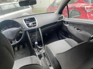 Peugeot 207 2007 in Vilnius, with an engine capacity of 1.40 L and mileage of 135 thousand km for 400 €, photo 11 on AUTOMOTO.COM.LV