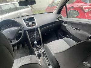 Peugeot 207 2007 in Vilnius, with an engine capacity of 1.40 L and mileage of 135 thousand km for 400 €, photo 11 on AUTOMOTO.COM.LV