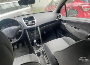 Peugeot 207 2007 in Vilnius, with an engine capacity of 1.40 L and mileage of 135 thousand km for 400 €, photo 11 on AUTOMOTO.COM.LV