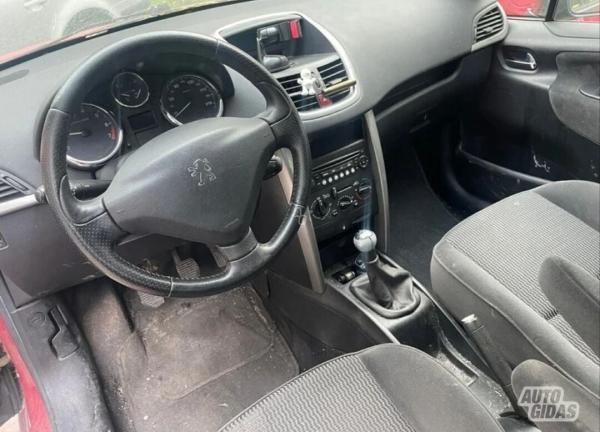 Peugeot 207 2007 in Vilnius, with an engine capacity of 1.40 L and mileage of 135 thousand km for 370 €, photo 7 on AUTOMOTO.COM.LV