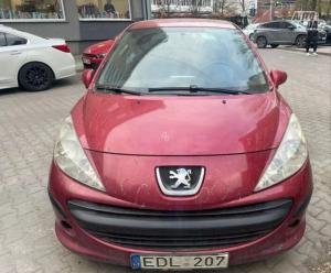 Peugeot 207 2007 in Vilnius, with an engine capacity of 1.40 L and mileage of 135 thousand km for 370 €, photo 6 on AUTOMOTO.COM.LV