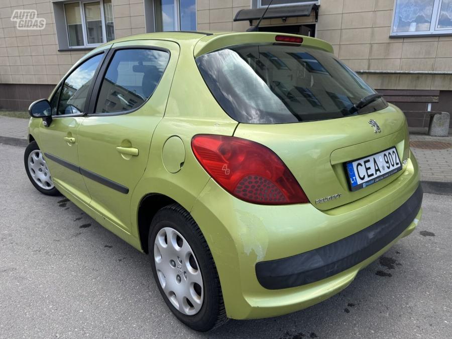 Peugeot 207 2007 in Kaunas, with an engine capacity of 1.60 L and mileage of 170 thousand km for 750 €, photo 3 on AUTOMOTO.COM.LV