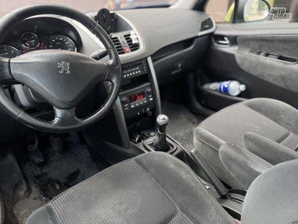Peugeot 207 2007 in Kaunas, with an engine capacity of 1.60 L and mileage of 170 thousand km for 750 €, photo 3 on AUTOMOTO.COM.LV