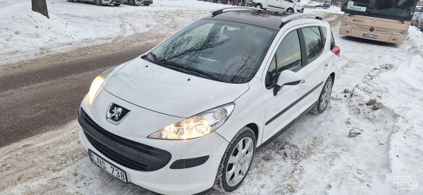 Peugeot 207 2008 Viļņa, ar dzinēja tilpumu 1.60 L un nobraukumu 240 tūkst. km par 1700 €, foto 2 vietnē AUTOMOTO.COM.LV