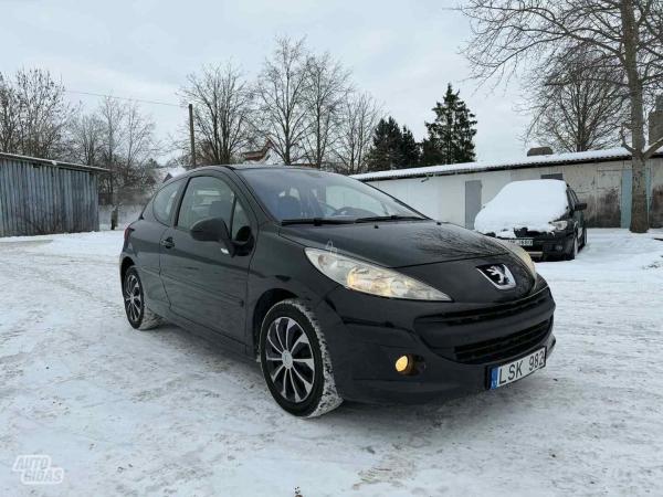 Peugeot 207 2008 in Mazeikiai, with an engine capacity of 1.40 L and mileage of 210 thousand km for 1400 €, photo 1 on AUTOMOTO.COM.LV