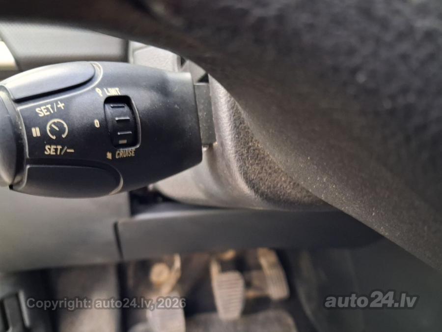 Peugeot 207 2008 in Kardla, with an engine capacity of 1.40 L and mileage of 226 thousand km for 1990 €, photo 13 on AUTOMOTO.COM.LV