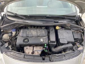 Peugeot 207 2008 Rīga, ar dzinēja tilpumu 1.40 L un nobraukumu 271 tūkst. km par 1350 €, foto 7 vietnē AUTOMOTO.COM.LV