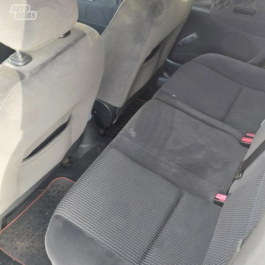 Peugeot 207 2008 Šauļi, ar dzinēja tilpumu 1.40 L un nobraukumu 294 tūkst. km par 1000 €, foto 5 vietnē AUTOMOTO.COM.LV