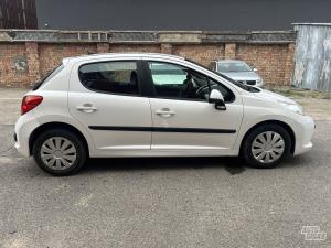 Peugeot 207 2008 in Kaunas, with an engine capacity of 1.40 L and mileage of 182 thousand km for 1400 €, photo 7 on AUTOMOTO.COM.LV