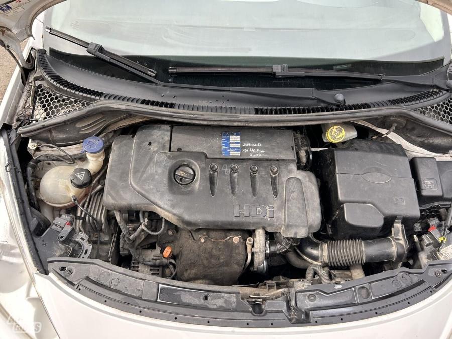 Peugeot 207 2008 in Kaunas, with an engine capacity of 1.40 L and mileage of 182 thousand km for 1400 €, photo 16 on AUTOMOTO.COM.LV