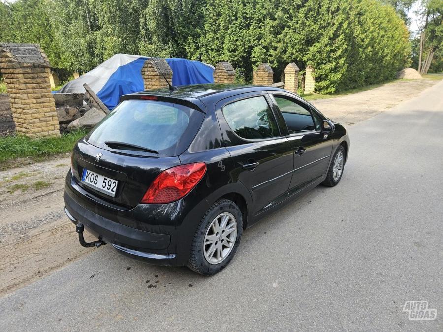 Peugeot 207 2008 Prienai, ar dzinēja tilpumu 1.60 L un nobraukumu 319 tūkst. km par 1000 €, foto 6 vietnē AUTOMOTO.COM.LV