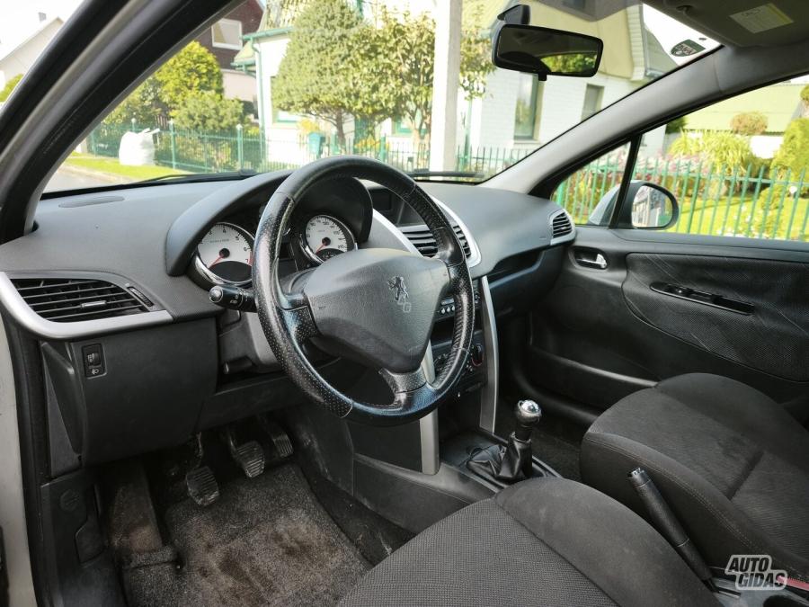 Peugeot 207 2008 Jonava, ar dzinēja tilpumu 1.40 L un nobraukumu 214 tūkst. km par 1000 €, foto 27 vietnē AUTOMOTO.COM.LV