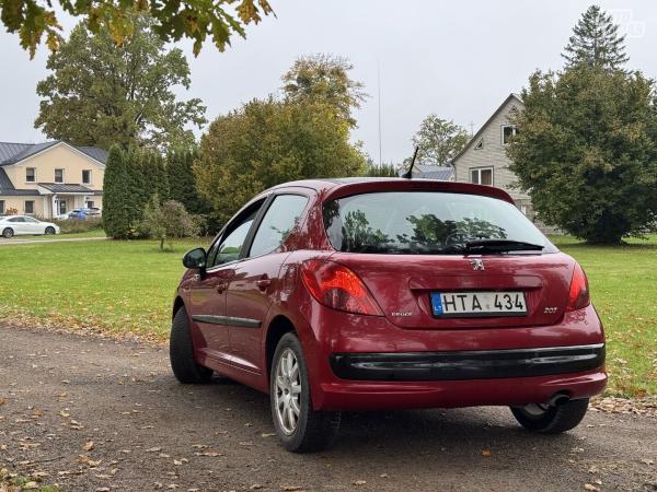 Peugeot 207 2008 in Kaunas, with an engine capacity of 1.60 L and mileage of 33 thousand km for 1450 €, photo 8 on AUTOMOTO.COM.LV