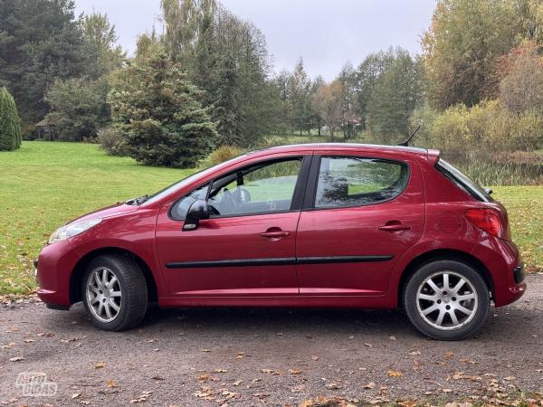Peugeot 207 2008 in Kaunas, with an engine capacity of 1.60 L and mileage of 33 thousand km for 1450 €, photo 9 on AUTOMOTO.COM.LV