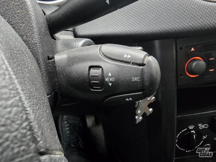 Peugeot 207 2008 in Siauliai, with an engine capacity of 1.40 L and mileage of 206 thousand km for 850 €, photo 15 on AUTOMOTO.COM.LV