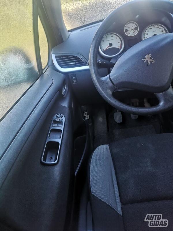Peugeot 207 2009 in Kelme, with an engine capacity of 1.40 L and mileage of 65 thousand km for 990 €, photo 8 on AUTOMOTO.COM.LV