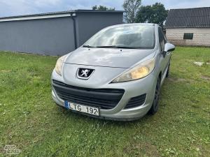 Peugeot 207 2009 Viļņa, ar dzinēja tilpumu 1.60 L un nobraukumu 300 tūkst. km par 600 €, foto  vietnē AUTOMOTO.COM.LV