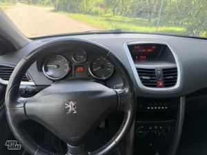 Peugeot 207 2009 in Ukmerge, with an engine capacity of 1.60 L and mileage of 282 thousand km for 1400 €, photo 8 on AUTOMOTO.COM.LV