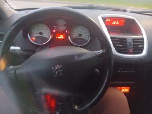 Peugeot 207 2009 Šauļi, ar dzinēja tilpumu 1.60 L un nobraukumu 166 tūkst. km par 1100 €, foto 4 vietnē AUTOMOTO.COM.LV