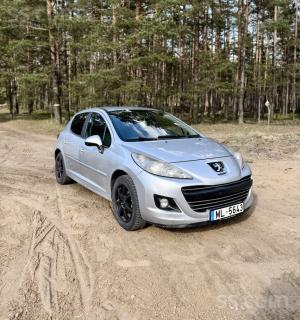 Пежо 207 2010 в Даугавпилс, объемом двигателя 1.60 л и пробегом 203 тыс. км за 1990 €, фото  на AUTOMOTO.COM.LV
