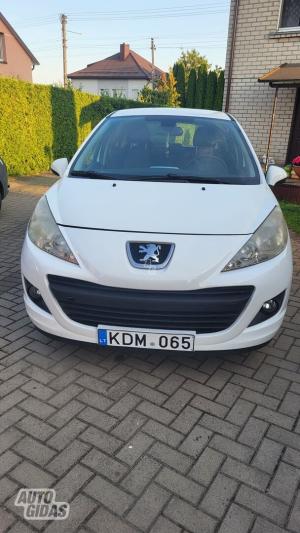 Peugeot 207 2010 Kauņa, ar dzinēja tilpumu 1.40 L un nobraukumu 148 tūkst. km par 2000 €, foto 3 vietnē AUTOMOTO.COM.LV