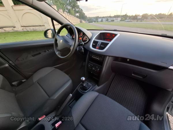 Peugeot 207 2011 Tartu, ar dzinēja tilpumu 1.40 L un nobraukumu 151 tūkst. km par 2550 €, foto 8 vietnē AUTOMOTO.COM.LV