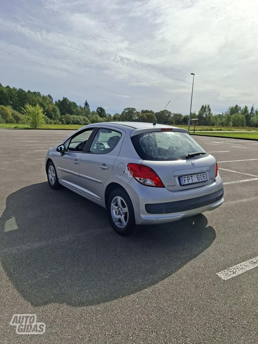 Peugeot 207 2012 in Silale, with an engine capacity of 1.60 L and mileage of 223 thousand km for 1999 €, photo 5 on AUTOMOTO.COM.LV