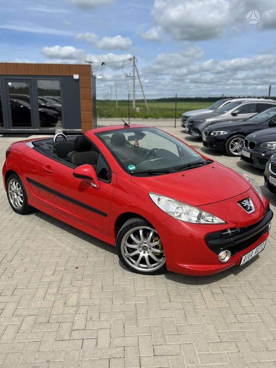 Red Peugeot 207 2007 in Kaunas, with an engine capacity of 1.60 L and mileage of 128 thousand km for 3650 €, photo 8 on AUTOMOTO.COM.LV