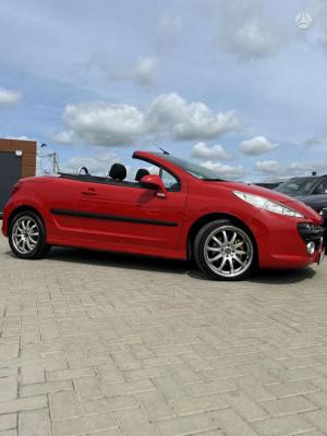 Red Peugeot 207 2007 in Kaunas, with an engine capacity of 1.60 L and mileage of 128 thousand km for 3650 €, photo 10 on AUTOMOTO.COM.LV