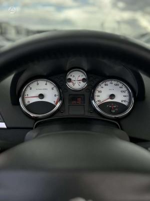 Sarkans Peugeot 207 2007 Kauņa, ar dzinēja tilpumu 1.60 L un nobraukumu 129 tūkst. km par 2600 €, foto 16 vietnē AUTOMOTO.COM.LV
