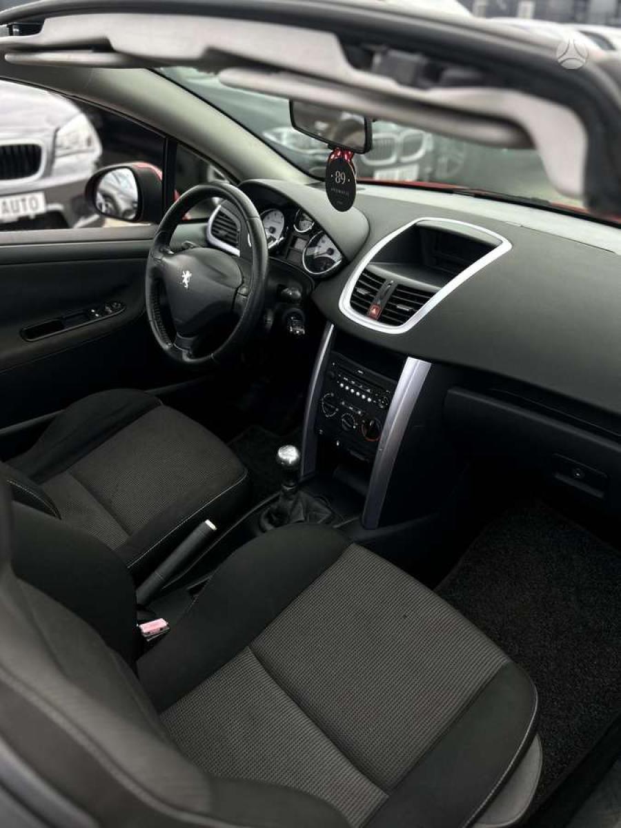 Sarkans Peugeot 207 2007 Kauņa, ar dzinēja tilpumu 1.60 L un nobraukumu 129 tūkst. km par 2600 €, foto 22 vietnē AUTOMOTO.COM.LV