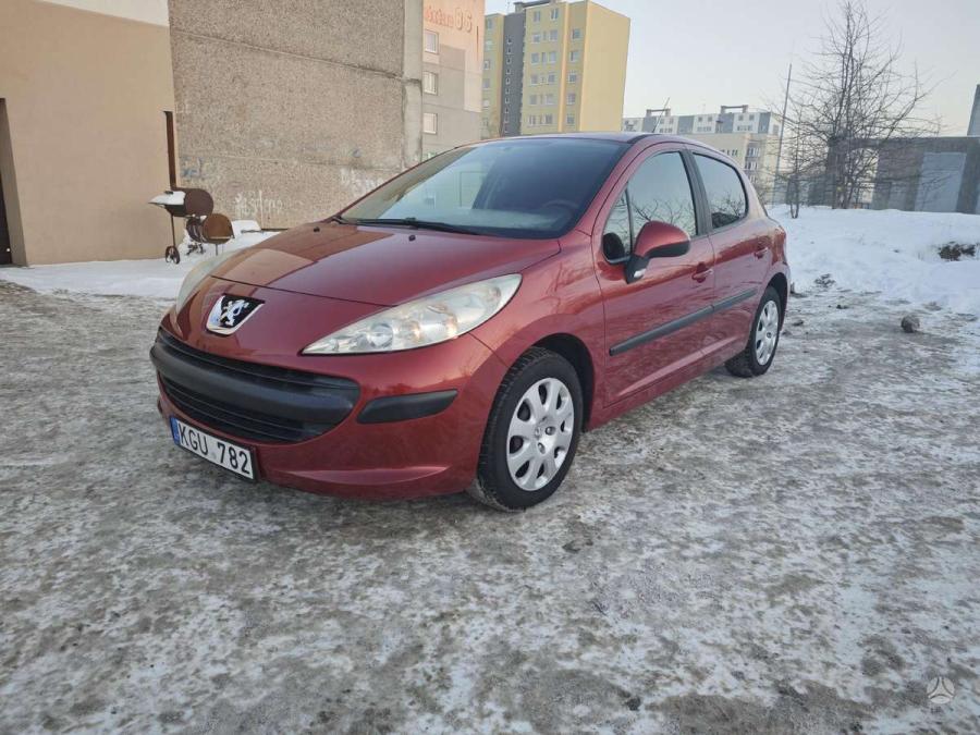Red Peugeot 207 2006 in Alytus, with an engine capacity of 1.40 L and mileage of 141 thousand km for 1850 €, photo 2 on AUTOMOTO.COM.LV