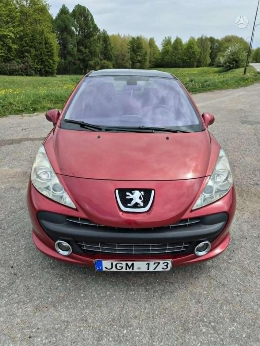 Red Peugeot 207 2006 in Siauliai, with an engine capacity of 1.56 L and mileage of 229 thousand km for 1300 €, photo 1 on AUTOMOTO.COM.LV