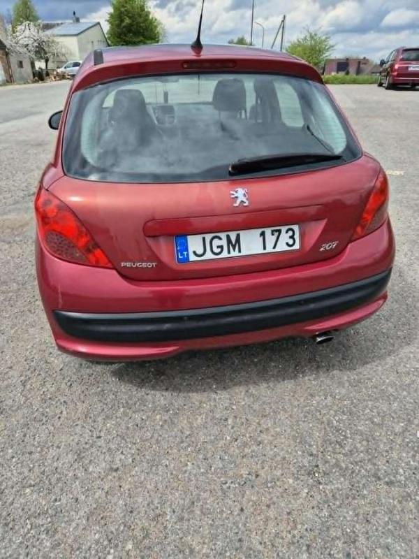 Sarkans Peugeot 207 2006 Šauļi, ar dzinēja tilpumu 1.56 L un nobraukumu 229 tūkst. km par 1300 €, foto 2 vietnē AUTOMOTO.COM.LV
