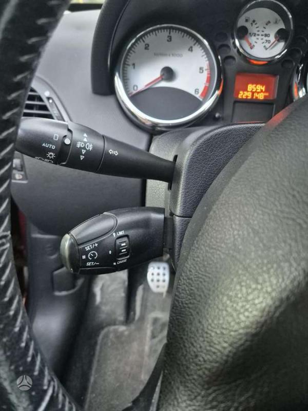Sarkans Peugeot 207 2006 Šauļi, ar dzinēja tilpumu 1.56 L un nobraukumu 229 tūkst. km par 1300 €, foto 10 vietnē AUTOMOTO.COM.LV