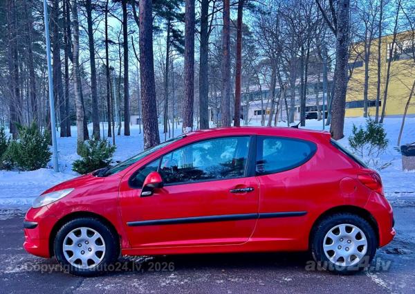 Red Peugeot 207 2007 in Tallinn, with an engine capacity of 1.40 L and mileage of 173 thousand km for 450 €, photo 3 on AUTOMOTO.COM.LV