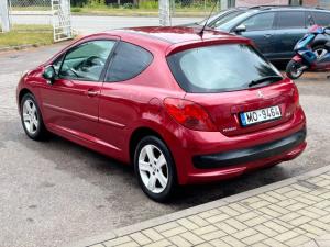 Sarkans Peugeot 207 2007 Rīga, ar dzinēja tilpumu 1.40 L un nobraukumu 236 tūkst. km par 1950 €, foto 4 vietnē AUTOMOTO.COM.LV