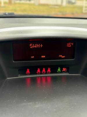 Sarkans Peugeot 207 2007 Rīga, ar dzinēja tilpumu 1.40 L un nobraukumu 236 tūkst. km par 1950 €, foto 15 vietnē AUTOMOTO.COM.LV
