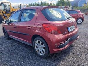 Red Peugeot 207 2007 in Kaunas, with an engine capacity of 1.36 L and mileage of 222 thousand km for 850 €, photo 3 on AUTOMOTO.COM.LV