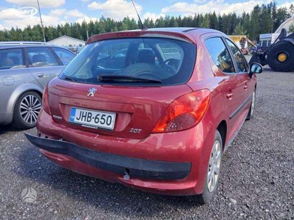 Red Peugeot 207 2007 in Kaunas, with an engine capacity of 1.36 L and mileage of 222 thousand km for 850 €, photo 4 on AUTOMOTO.COM.LV