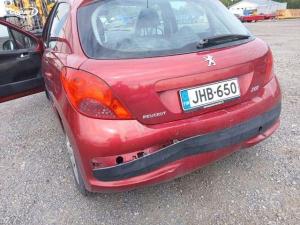 Red Peugeot 207 2007 in Kaunas, with an engine capacity of 1.36 L and mileage of 222 thousand km for 850 €, photo 8 on AUTOMOTO.COM.LV