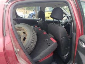 Red Peugeot 207 2007 in Kaunas, with an engine capacity of 1.36 L and mileage of 222 thousand km for 850 €, photo 13 on AUTOMOTO.COM.LV