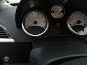 Red Peugeot 207 2007 in Kaunas, with an engine capacity of 1.36 L and mileage of 222 thousand km for 850 €, photo 15 on AUTOMOTO.COM.LV